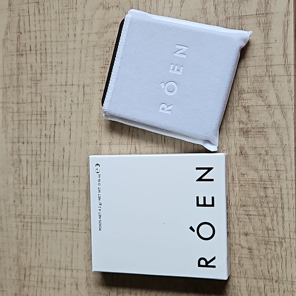 Roen | Makeup | Roen Eyeshadow Palette In 75 | Poshmark